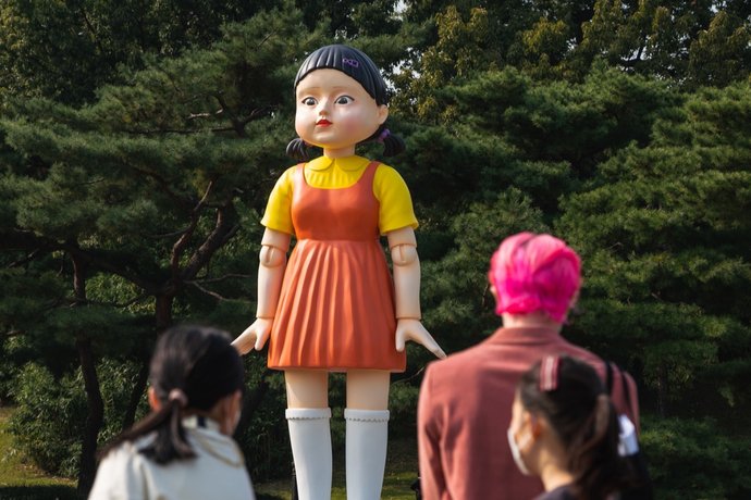 Introduction to the World of Giant Props