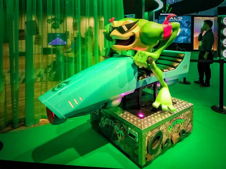 Giant Props | Large Props | Spur Creative